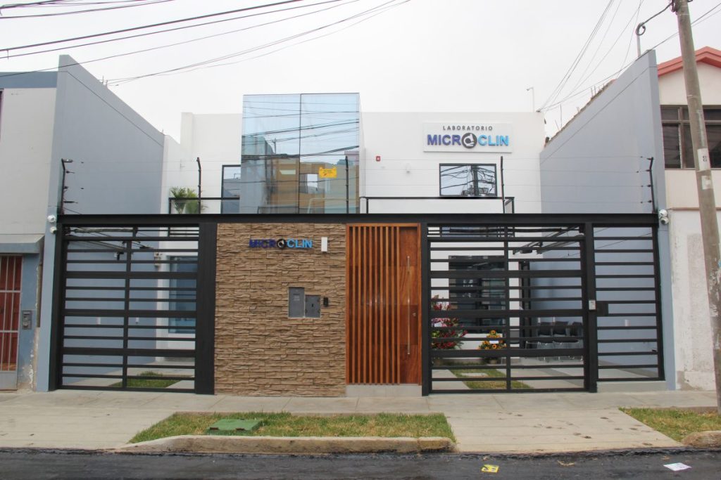 Microclin inaugura moderno laboratorio al servicio del país ...